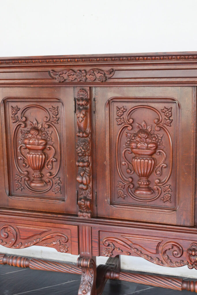 Antique Sideboard Cabinet, Reinassance Style, 1900s, Oak Wood. – Milele ...